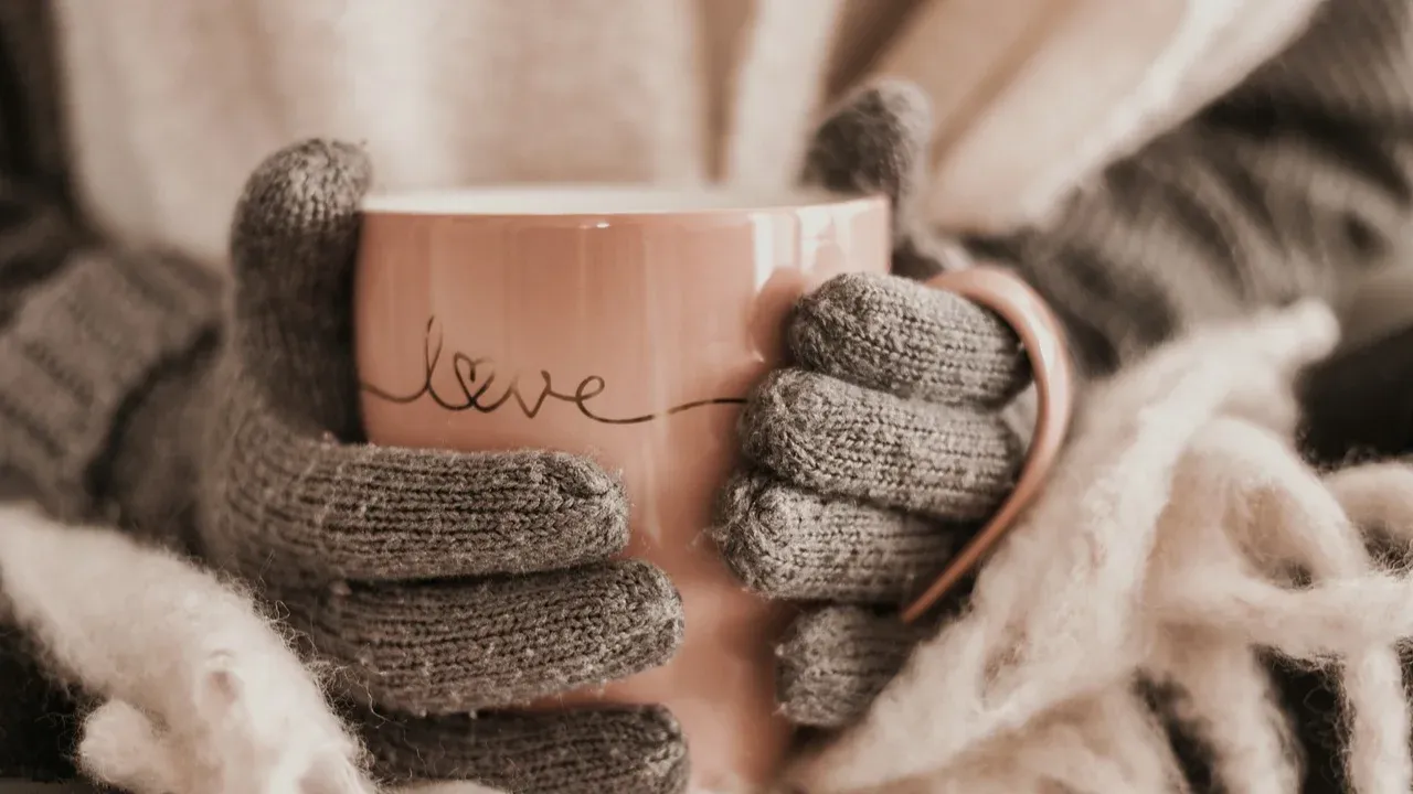 How to Write a Winter-Themed Cozy